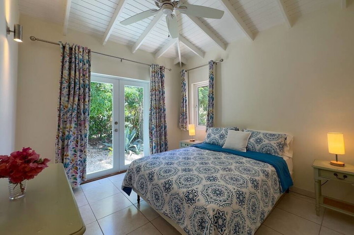 Beautiful 5 Bedroom Villa With Pool Overlooking English Harbour - Antigua and Barbuda