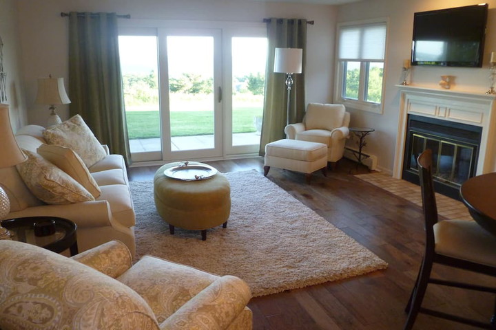 Panoramic Views Of Little Traverse Bay In Harbor Springs - Petoskey, MI