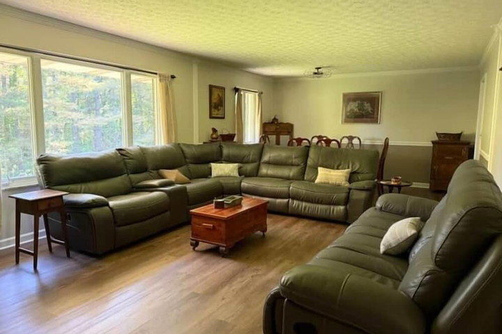 White Pines Retreat - Jackson, OH