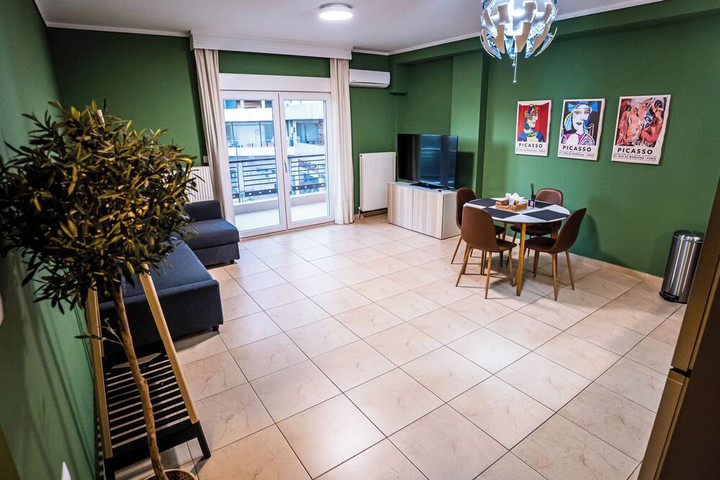 Modern Apt 1 + Parking (Pay), 100m From Metro - Thessaloniki