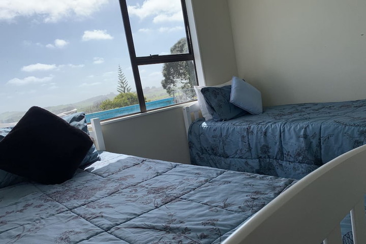 Peaceful Riverfront Cottage In Tiny Northland Town - Dargaville