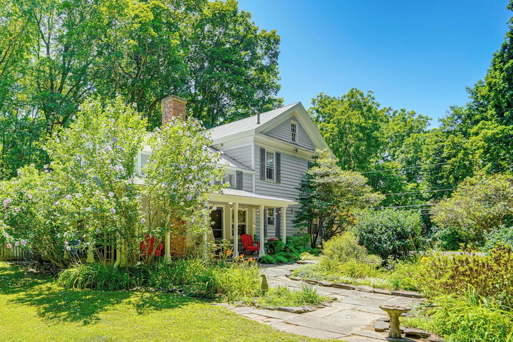 Historic Catskills Farmhouse: Ski, Hike & Relax! - Catskill, NY