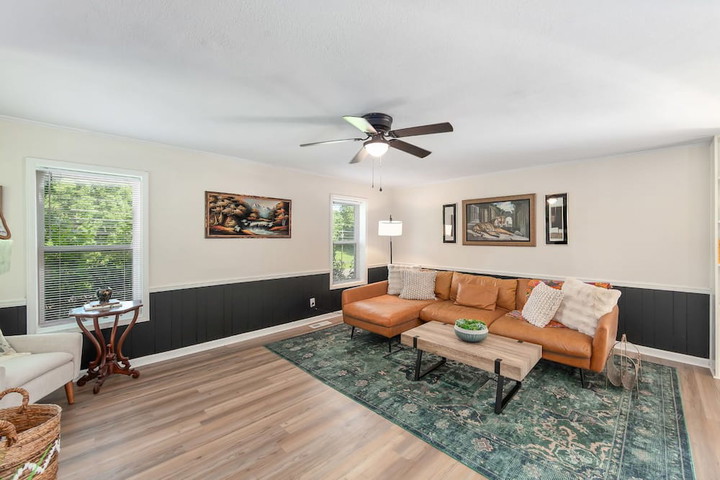 The Sweet Pea 3bd 2ba Cozy, Stylish Stay Just Minutes From I-40 & Everything - Jackson, TN