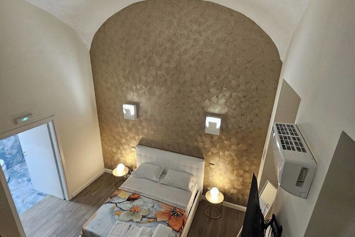 Naples The Charme, In The Heart Of The Historic Center Of Naples 2 Steps From The Metro - Casoria