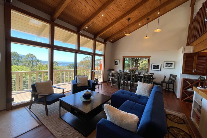 Big Sur-style Lodge In Carmel - Panoramic Views! Hot-tub, Game Room/pool & Dogs - Monterey, CA