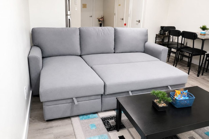 Newly Furnished Private Suite | Separate Entry, Kitchen, Laundry & Workspace - Regina