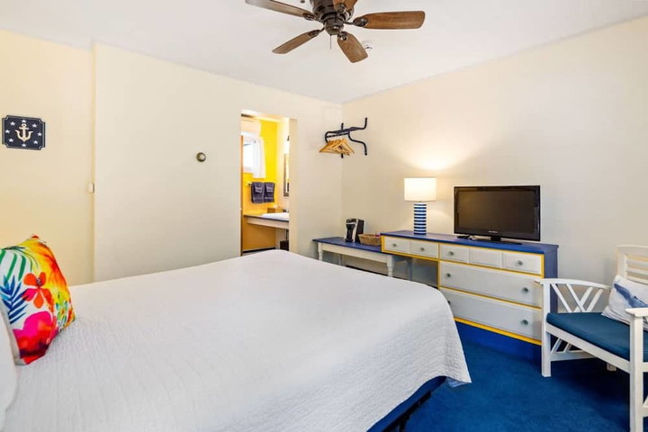 Towne Motel Camden Room #5 - Rockland, ME
