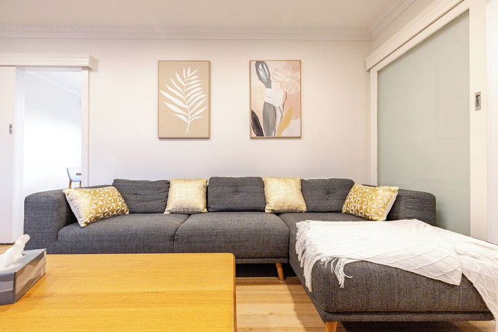 Geelong 3 Bedroom House, 4 Beds, Near City Centre - Geelong