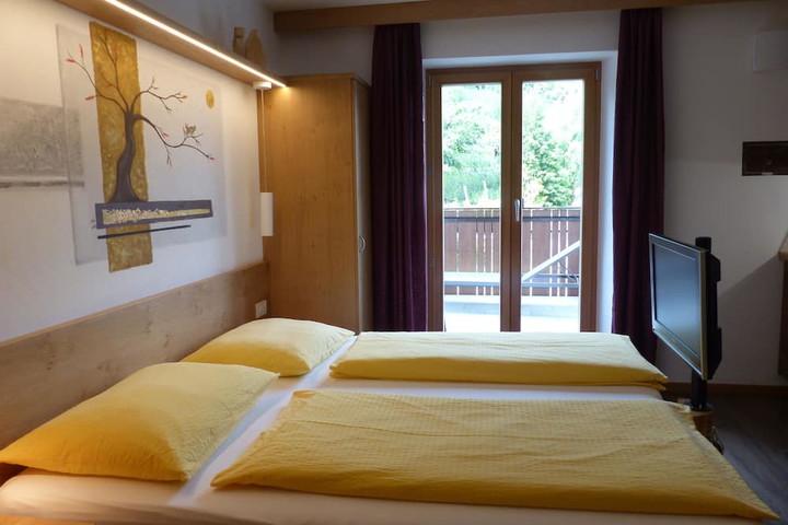 Miniappartement - Für 2 Pers. - Großer Balkon - Dorf Tirol