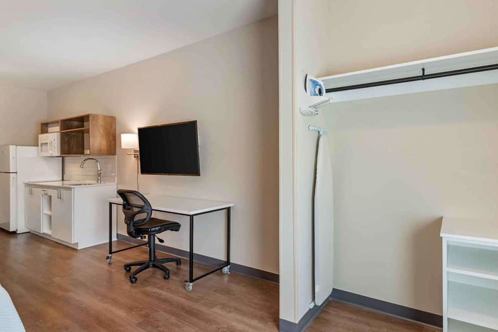 Pet-friendly Stay With Free On-site Parking | 3.9 Mi From Rainbow Mountain Trail - Alabama