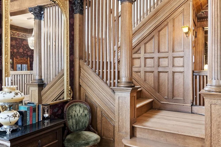 Grand Historic Retreat | Walk To Capitol & Attractions | Timeless Elegance - Springfield, IL