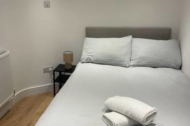 Ug Apartment Bangor. - Bethesda