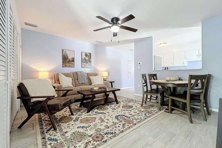 Alta Vida, Cozy Duplex Retreat - サラソータ, FL