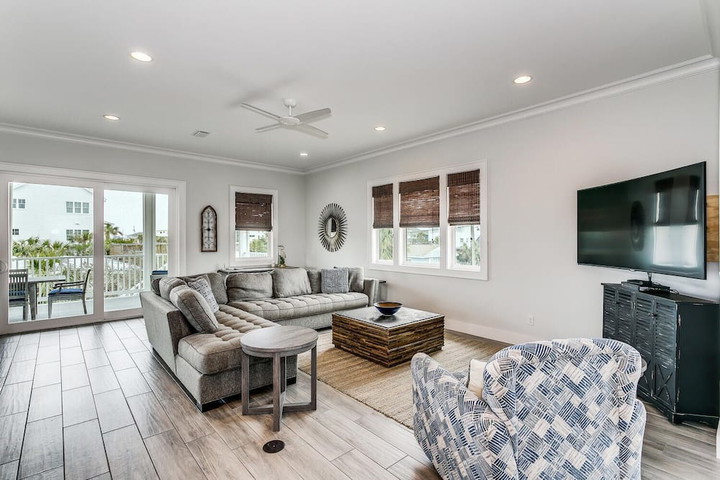 Luxury Gulf View Home With Private Pool! Steps To The Beach! - Pensacola Beach, FL