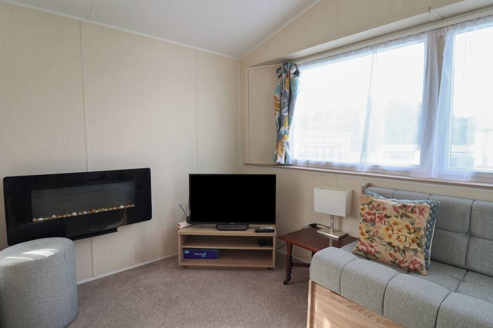 Tri-star House, Pet Friendly, Country Holiday Cottage In Charmouth - Lyme Regis