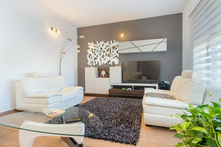 Chalet Independiente Con Piscina Privada Y Amplias Zonas Exteriores Cerca De Sevilla Y Córdoba. - La Campana