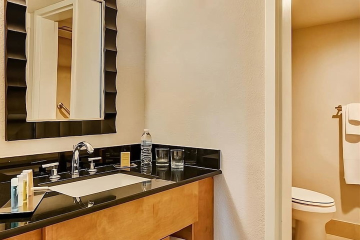 Bayfront Stay | Marina Views | Pet-friendly And Parking - Oakland