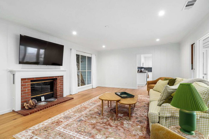 2 Bedroom Aptos Home With Ocean View! - Aptos, CA