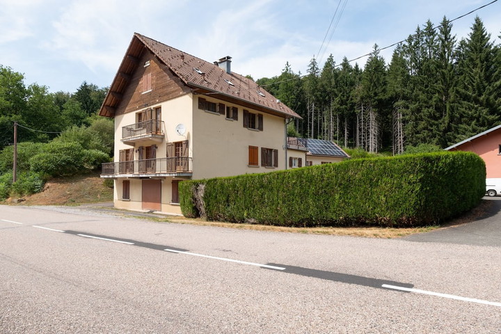 Appartement « La Petite Caille - 8 » Avec Balcon Et Wi-fi - Plombières-les-Bains