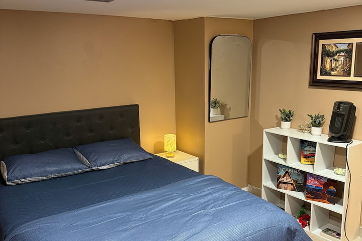 Marvelous Basement Apartment With Wifi In Elmont - Garden City, NY