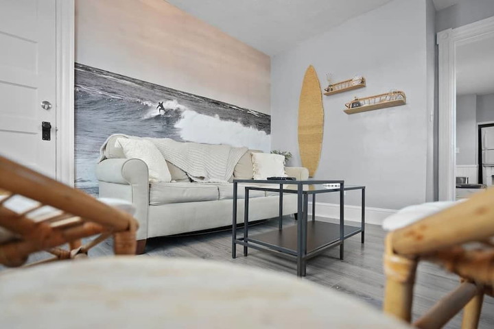 The Surf Shack- Adorable 2 Br Walk To Waterfront - 布里斯托爾