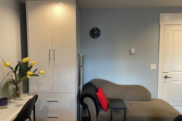 Valley Studio Private Suite - Abbotsford