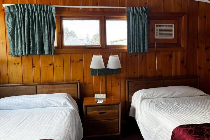 Cozy 1br Hotel Room, Hamilton - #329 Susquehanna - Hamilton, NY