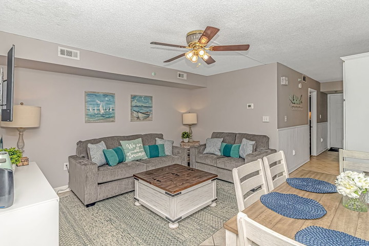 New Owner Special  Cozy Oceanfront  2 Bed 2 Bath Condo Suite  4th Floor - North Myrtle Beach, SC