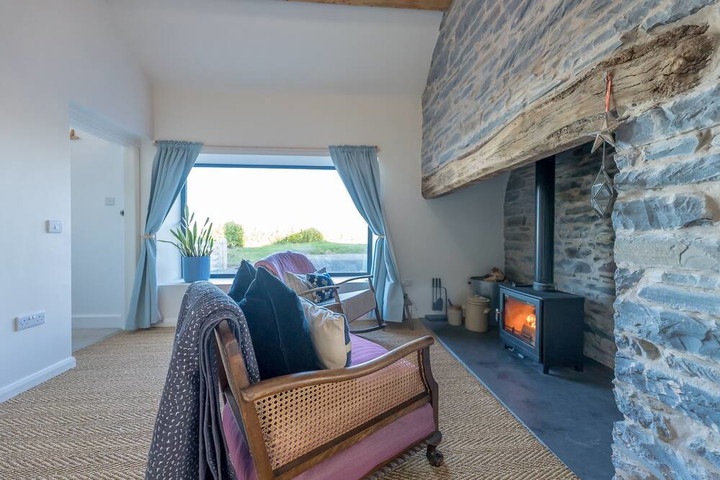 Beautifully Restored 1800s Farmhouse With Hot Tub | Petryal - Penrhyndeudraeth