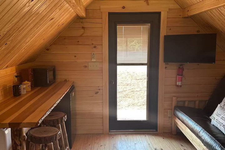 Lakehouse Resort Book Nook A-pod 1 Near Rend Lake - Illinois