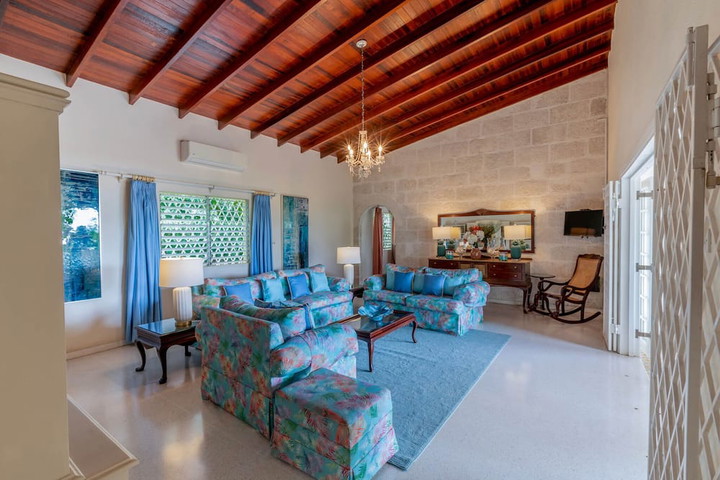 Villa Casabella | Ocean View - Located In  Fabulous Saint James With Private Pool - Bridgetown, Barbados