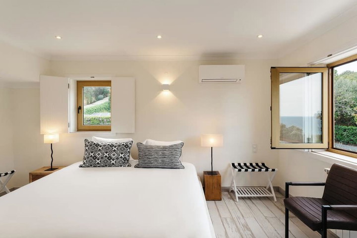 Serene Suite W/ Balcony & Ocean View, Perfect For A Quiet Retreat - Praia da Luz