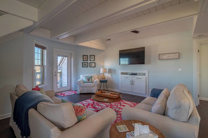 Gorgeous Ocean Views From This Stunning, Updated Coastal Condo! - Duck, NC