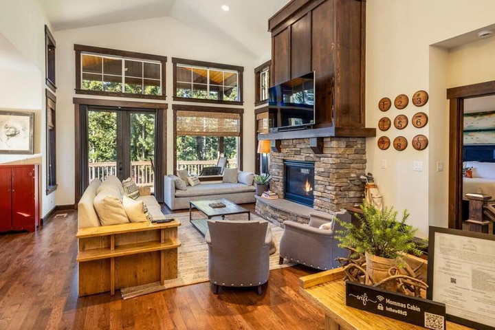 Golf View, Hot Tub, Suncadia Pool Access - Roslyn, WA