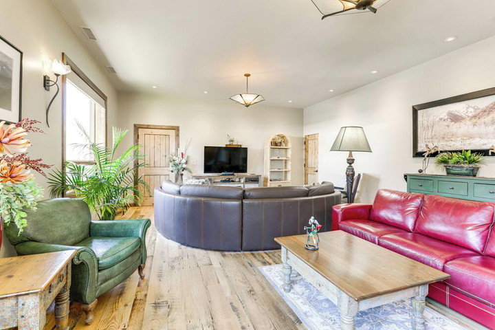Walkable Apt In Carbondale: 'Luxury Artist's Loft' - Carbondale, CO