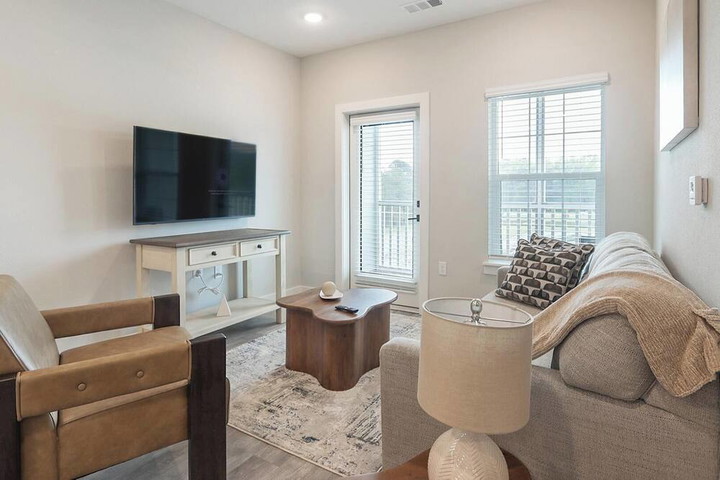 Landing | Chic 1bd In Shell Point - Port Royal, SC