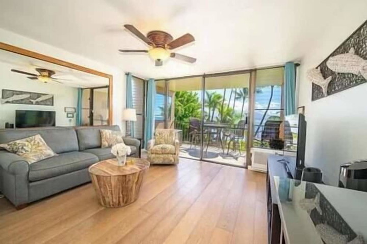 In The Center Of It All! - Kahului, HI