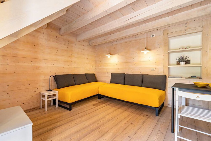 Wunderchalet With Mountain Views, Private Grounds, And Terrace - Lake Garda