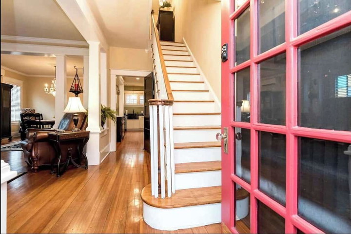 Historic Row Home | Hot Tub - 1 Block From Gate 1! - Annapolis, MD