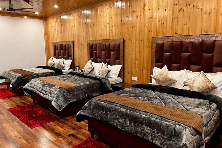 Best Hotel With Best View Ac, Wifi In Wonderful Mussoorie - Mussoorie