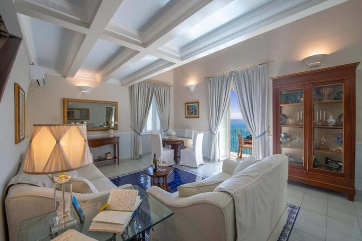 Amore Rentals - Villa Bellavista With Heated Jacuzzi, Sea View And Gym - Amalfi