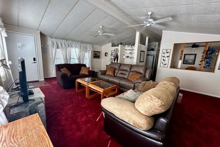 Retro Charm Meets Home Comfort- 2br/2ba Rivered Desert Retreat With Boat Parking - Arizona
