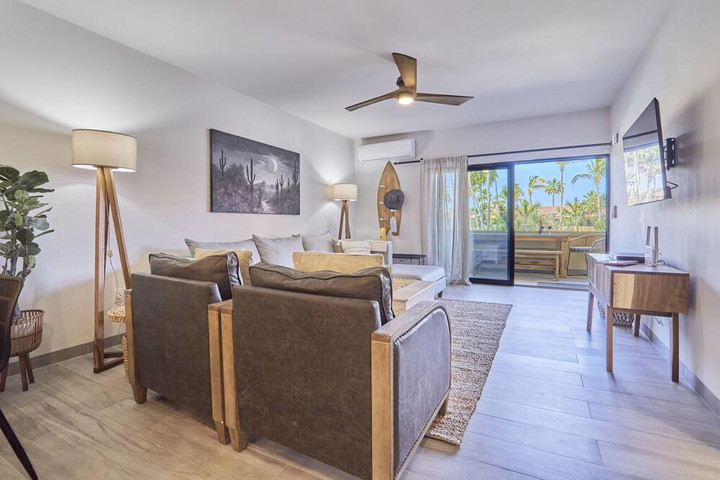 Modern 2br Condo - Steps Away From Medano Best Swimming Beach - Cabo San Lucas