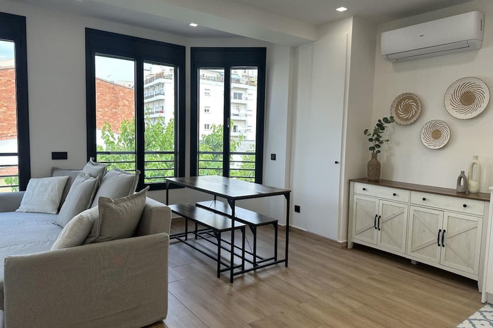Apartment With A/c And Terrace Only 250m Beach - Calella