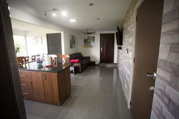 Luxury Romantic Villa In Escazu W/jacuzzi & Views - San José