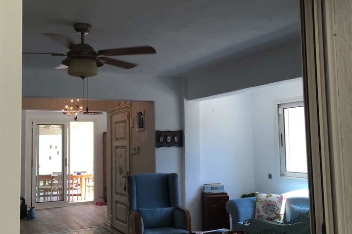 Spacious 4-bedroom Home-sleeps 9 With Ac In All Rooms-3 Minutes From The Sea! - Ilıca