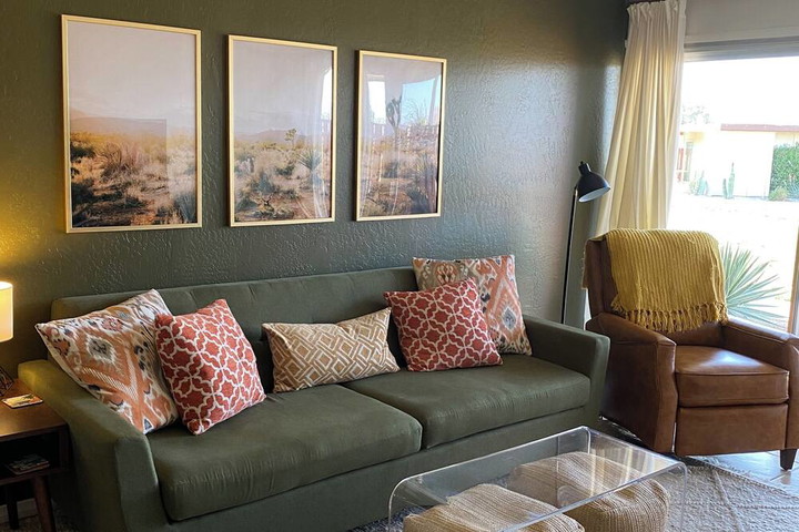 The Divot Club:  What's Not To Love About Borrego - Borrego Springs, CA