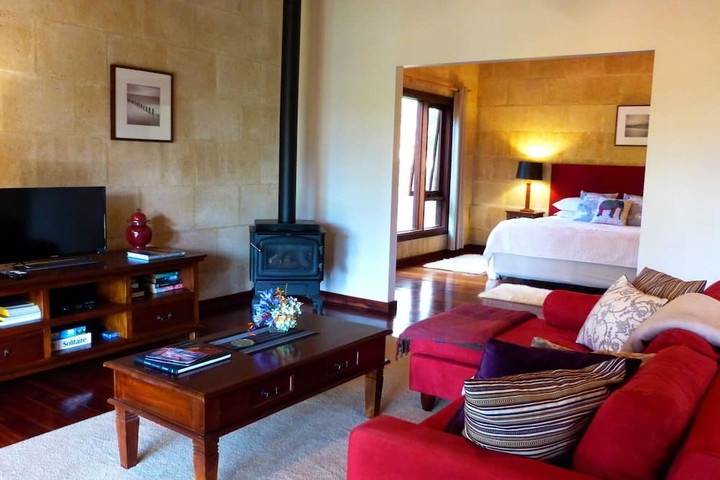 Nature On Your Doorstep - Kangaroo Creek Chalets - Birds Kangaroos...relax! - Pemberton
