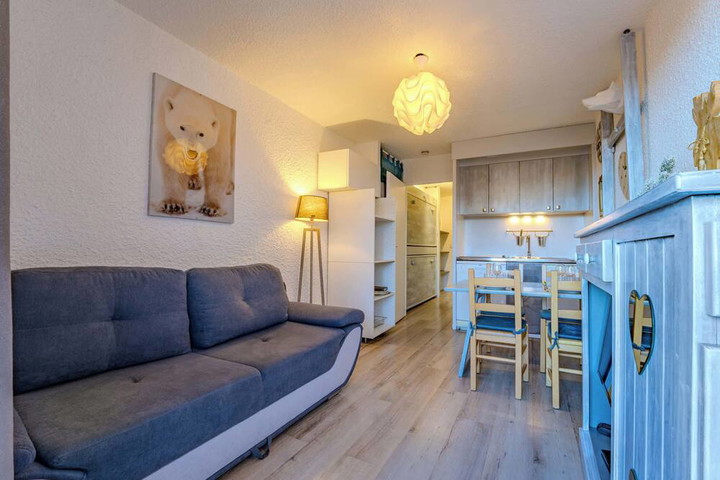 Slopeside Apt W/ Balcony & Views - Pralognan-la-Vanoise