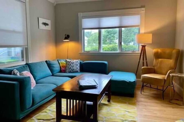Willard Square Family Home - South Portland, ME